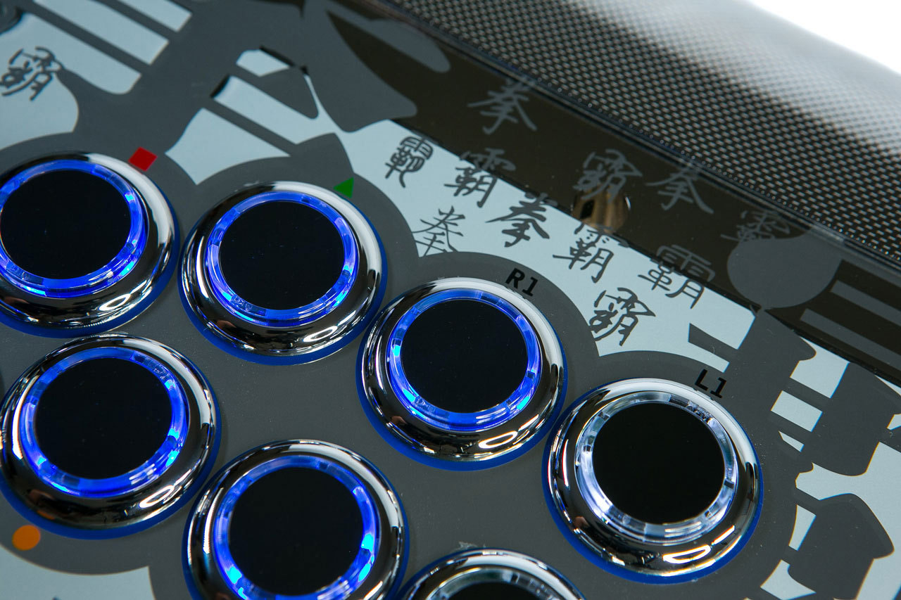 Qanba's Q2 Glow fightstick image #2
