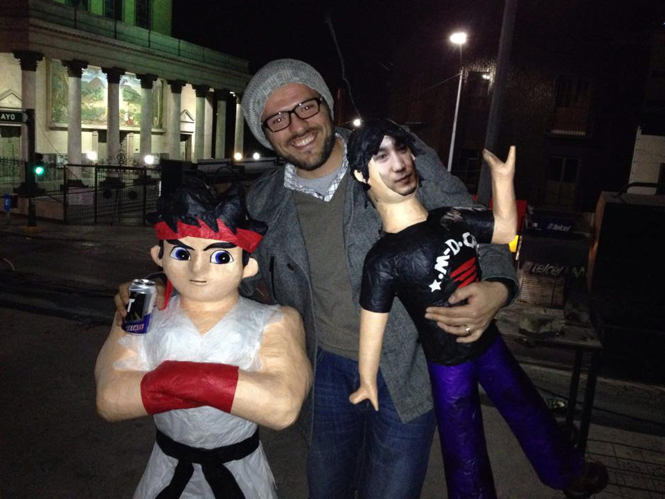 Daigo Umehara and Ryu pinatas image #2